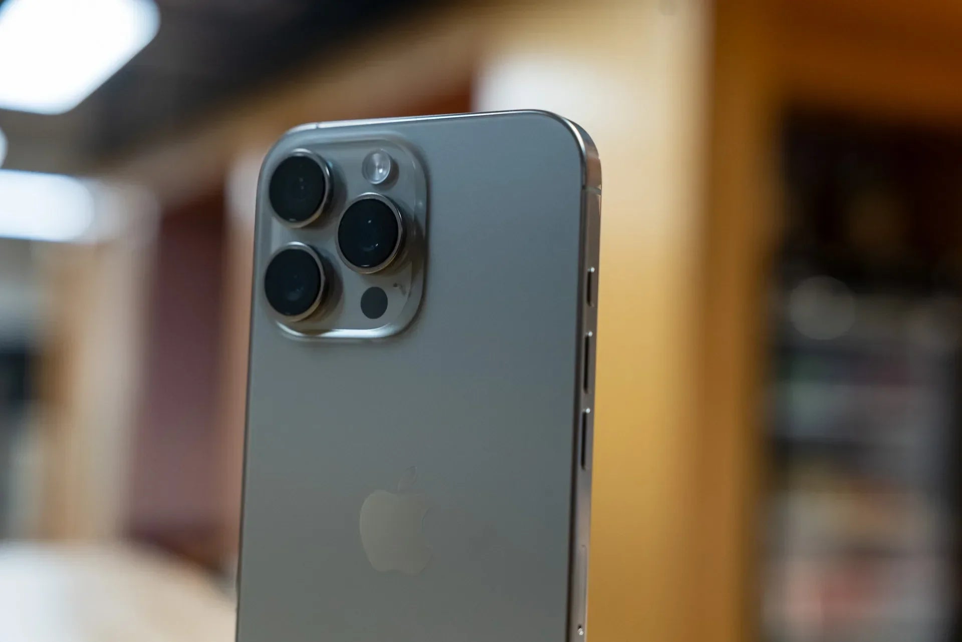 iPhone 16 Pro Max Dual SIM Guide: How to Use eSIM and Physical SIM – E ...